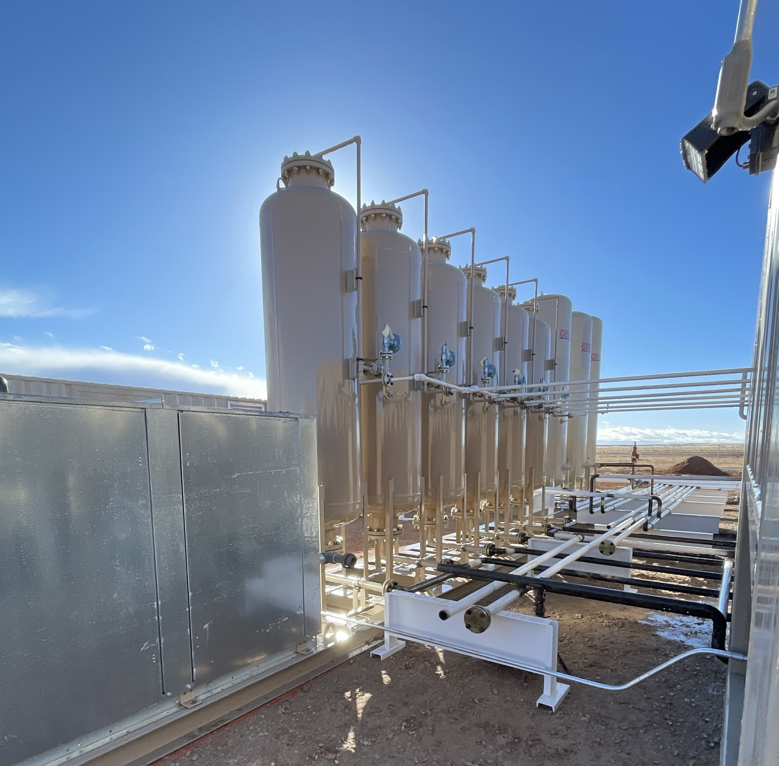 Helium Multi-well Purification Battery - CANUSA EPC